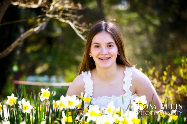 Sunny Spring Senior Photo Shoot Bellevue Botanical Garden